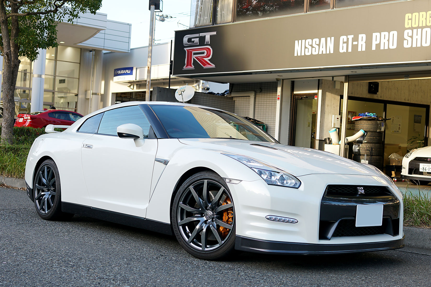 R35GT-R ブラックED HKSマフラー&ECM MY14 | GT-R専門店565